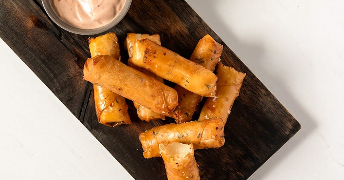 Greek Filo Rolls with Cheese - Χρυσή Ζύμη